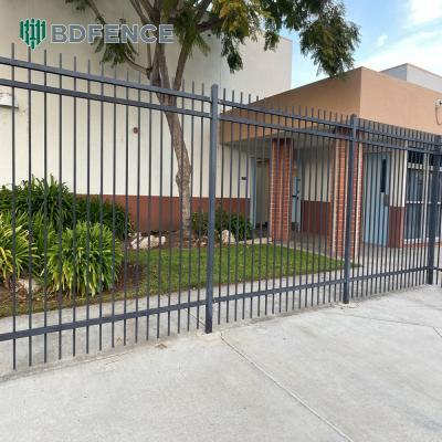 Chine Clôture en acier tubulaire verte respectueuse de l'environnement à vendre