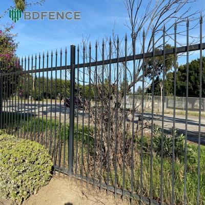 China Vibration-Dampening Tubular Steel Fence Machinery Protection for sale