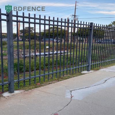 China Q195 Weight Bearing Powder Coated Tubular Fencing Climbing Support for sale