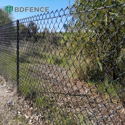 China Metal Frame Tennis Court Fence Netting Chain Link Wire Mesh Fence for sale