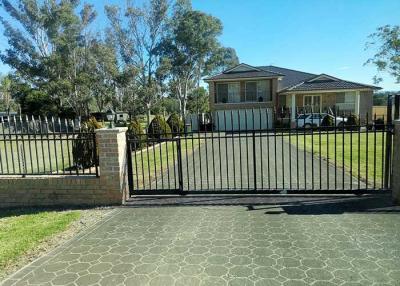 China Flatted Top 1.5*2.0 Decorative Aluminium Fencing for sale