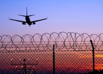 Китай 2.0mm гальванизированная загородка звена цепи диаманта Q195 для склада продается