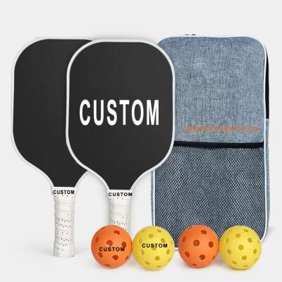 Cina USA Pickleball Approved Rough Texture Carbon Surface for Spin & Cushioned Perforated Contour Grip Against Slipperiness in vendita