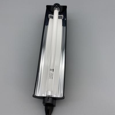 China Reptisun T5 10.0 Uvb With Detachable Curved Reflector 39W Uvb Tube Light Fixture for sale