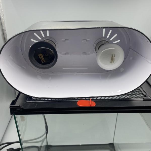 Quality Double Dome Reptile Light 15 Inch Approximately 38.1 Cm 100W Independent Switch for sale