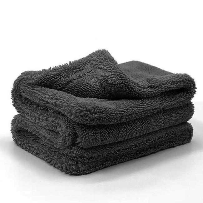 1200gsm microfiber car cloth showing texture and thickness