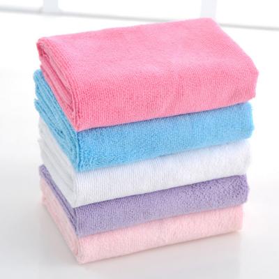 China Moisture Proof Personalized Microfiber Cleaning Cloths Space Saving Skin Friendly for sale