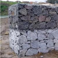China Welded Gabion Wire Mesh Stone Cage Retaining Wall with Customizable Welding Pattern for sale