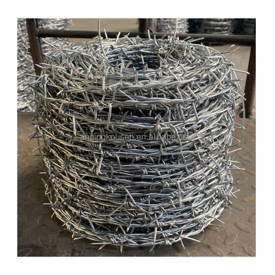 Cina 2.5mm ferro galvanizzato filo spinato proteggere Concertina Recinzione Razor filo spinato in vendita in vendita
