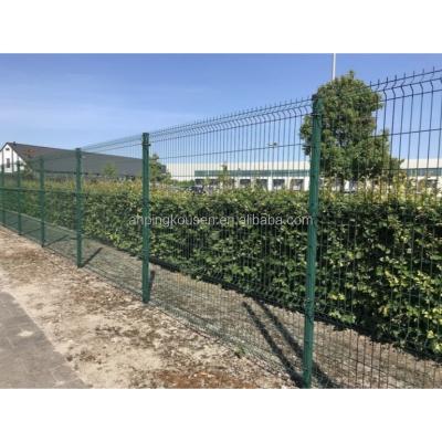 Cina 6ftx8ft galvanizzato rete di rete di filo di sicurezza Recinzione per giardino Farm e pannelli di ferro battuto in vendita