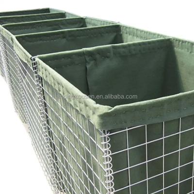 Cina Q195 Materiale Buco quadrato Verde Barriera di difesa per la protezione della difesa in vendita