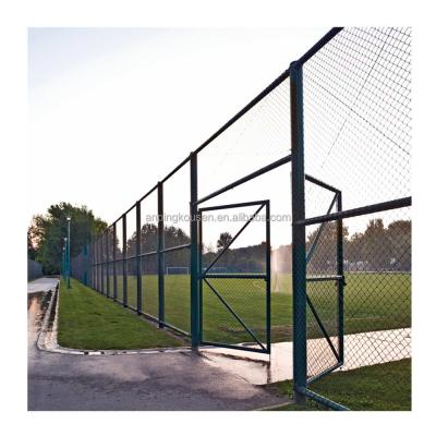 Cina Galvanizzato PVC rivestito Chain Link Fence Wire Mesh Rolls per la progettazione di recinzioni di sicurezza in vendita