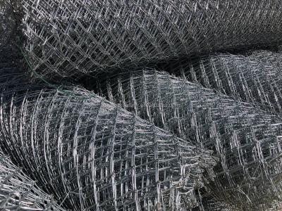 Cina Galvanizzato PVC rivestito Chain Link Fence Wire Mesh Rolls per la progettazione di recinzioni di sicurezza in vendita