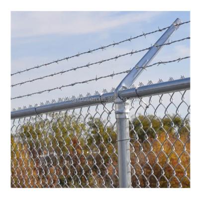 Cina 42 pollici 6x12 pannelli 6 calibro Chain Link Mesh Recinzione con Round Post Top Rail in Giamaica in vendita