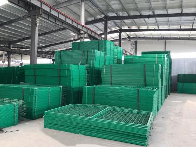 Cina Pareti per recinzioni da giardino Pvc rivestito Recinzione a maglia di filo 3d con rete di recinzione curva 3d in vendita