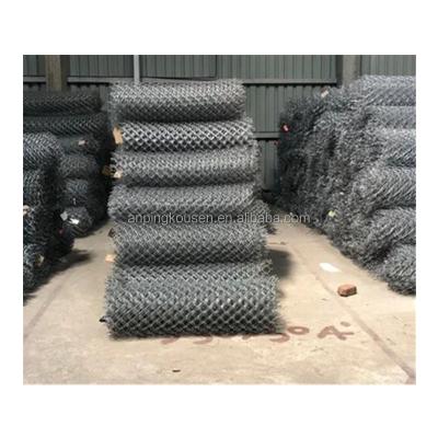 Cina 2.5mm diametro del filo 6ft 8ft 15m rotolo ciclone filo diamante maglia fattoria catena di collegamento recinzione in vendita