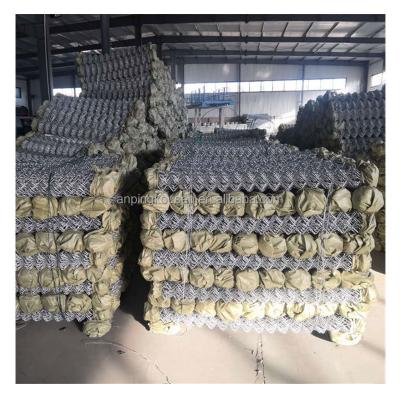 Cina Fence a maglia galvanizzata in PVC rivestita per applicazioni pesanti in vendita