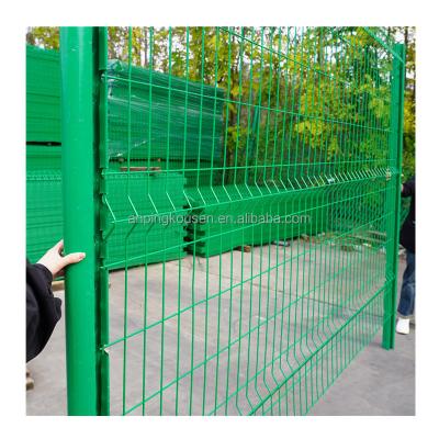 Cina 830mm-2530mm Trattato a pressione 3d curvo pannello di rete di filo saldato a maglia rete di recinzione per la sicurezza in vendita