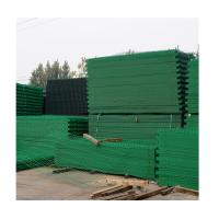 China 4.0mm Wire Diameter Easily Assembled 3D Triangular Bending PVC Welded Wire Mesh Fence for sale