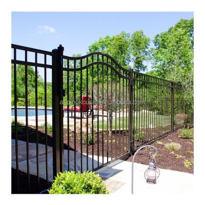 Cina 6ft x 8ft Hot Dip Galvanized Powder Coated Steel Black Outdoor Simple Rod Ferro Recinzione in vendita