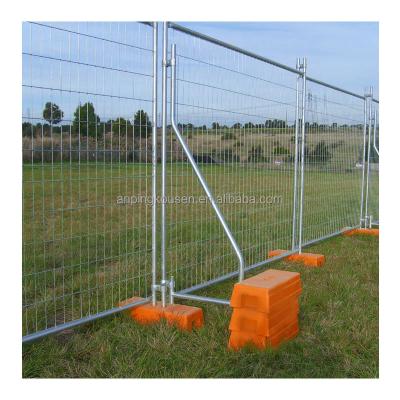 Cina Galvanizzato e rivestito in PVC di seconda mano 2.1x2.4m Australia Recinzione temporanea con base metallica in vendita