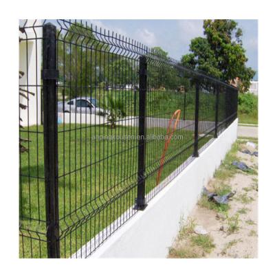 China Einfach zu montieren Warm getaucht galvanisiert geschweißtes Drahtnetz Gartenzaun Tür 2m 4mm 6mm zu verkaufen