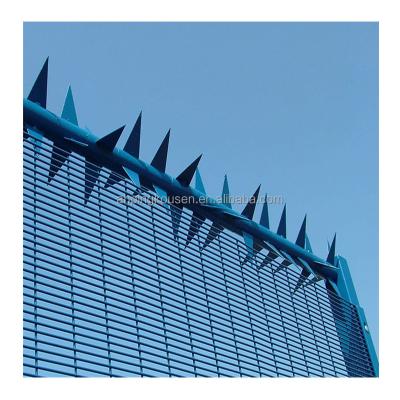 Cina Trattamento termico 358 Anti Climb High Security Wire Mesh Fence con filo di acciaio a basso tenore di carbonio in vendita
