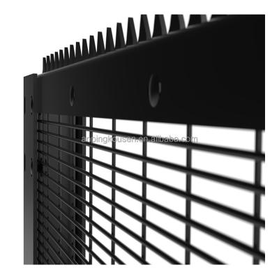 Cina Trattamento termico 358 Anti Climb High Security Wire Mesh Fence con filo di acciaio a basso tenore di carbonio in vendita