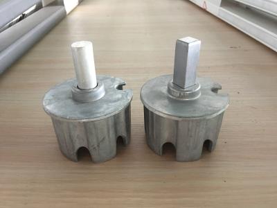 Cina Ombre da sole per finestre parti di tenda retrattili chiusure a rotelle accessori 70mm di alluminio quadrato/ rotolo in vendita
