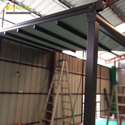 Cina Pergola all'aria aperta con kit di tolte in alluminio PVC pergola a vela con tetto automatico in vendita