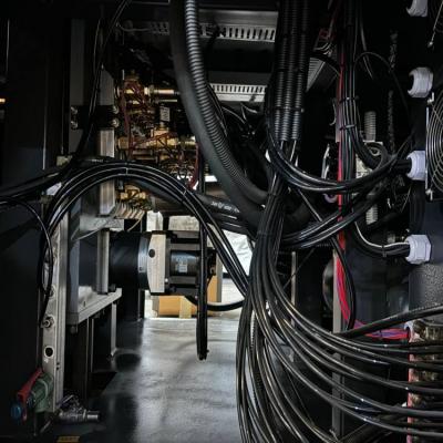 China Mineral Bottled Water Pressure Sensitive Label Machine Applicator Custom for sale