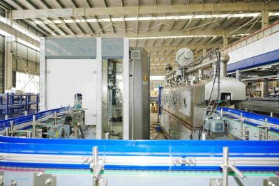 China PLC Touchscreen Shrink Sleeve Labelling Machine Applicator 2.5KW 300kg for sale