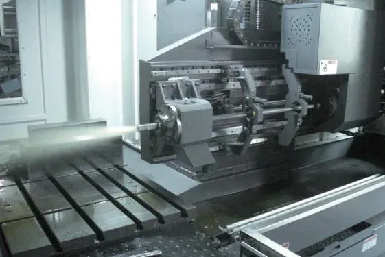 Horizontale Tiefbohren-Maschine 3 Achse CNC mit Tiefe 1600mm