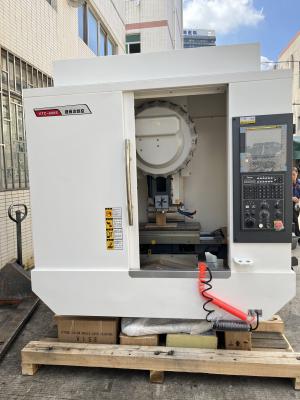 China De As van Taiwan van FANUC of Mitsubishi-van het Systeem en van het het Hulpmiddeltijdschrift CNC van Taiwan 21T de Boringsmachine Te koop