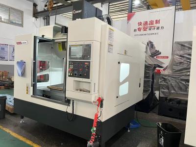 Cina Centro di lavorazione di CNC di alta precisione con velocità velocità di rotazione del mandrino 10000/12000rpm per l'elaborazione delle parti in vendita