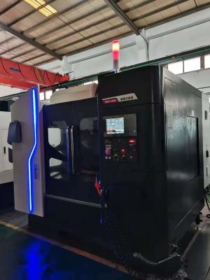 Cina Fresatrice verticale in metallo CNC V855 800 * 550 * 550 a 3 assi per la lavorazione di parti e stampi in vendita