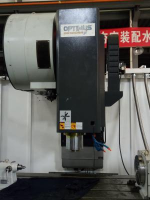 Cina Fresatrice di asse di alta efficienza 3 per piccola/elaborazione media delle parti di metallo in vendita