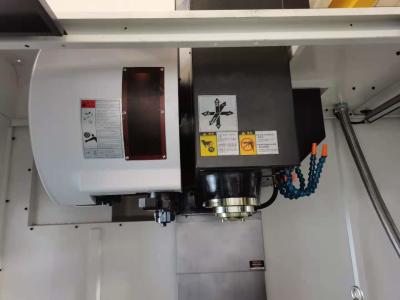 Cina 4 centro di lavorazione di CNC di asse RS232 5.5kw con la contropunta idraulica in vendita
