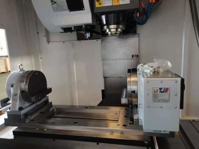Cina 4 centro di lavorazione di CNC di asse RS232 5.5kw con la contropunta idraulica in vendita