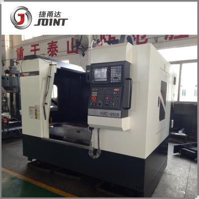 Cina guida di scorrimento dura verticale 7.5kw della fresatrice di CNC del fuso di 8000rpm BT40 in vendita