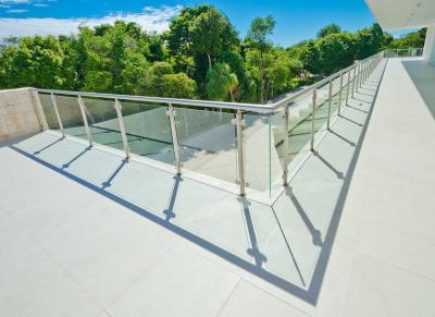 China Stainless Steel Glass Stair Rails Parts, Tempered Glass Deck Railing for sale