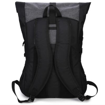 Cina Zaino funzionale di Rolltop di viaggio del poliestere 55L per gli uomini in vendita