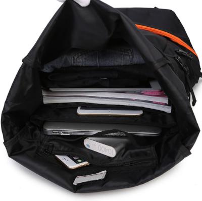 Cina Zaino funzionale di Rolltop di viaggio del poliestere 55L per gli uomini in vendita