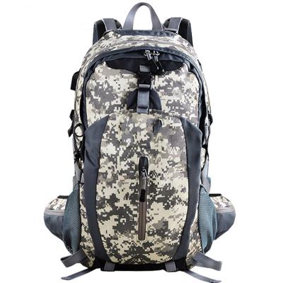 中国 カスタマイズされた多機能45Lナイロン屋外のバックパック 販売のため