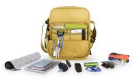 China 600D Oxford Water Bottle 9L Shoulder Messenger Bag for sale