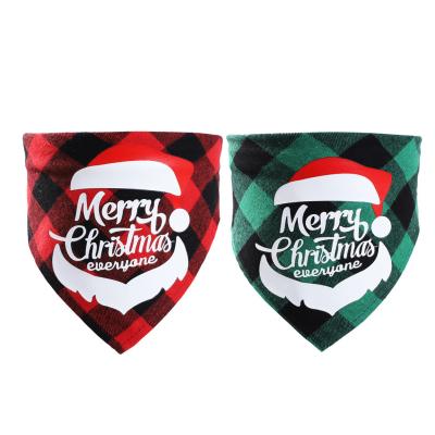 Cina La sciarpa reversibile 100% del cotone ha personalizzato la stampa della bandana del cane di Natale del triangolo del modello in vendita