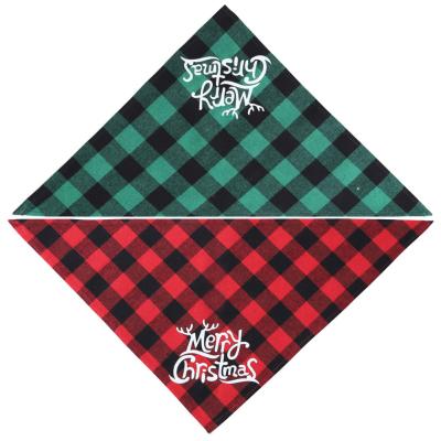 Cina La sciarpa reversibile 100% del cotone ha personalizzato la stampa della bandana del cane di Natale del triangolo del modello in vendita
