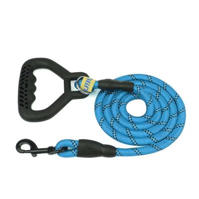 Cina Guinzaglio diretto dell'animale domestico della fabbrica, maniglia molle del silicone, guinzaglio riflettente di nylon spesso del cane del guinzaglio dell'animale domestico in vendita