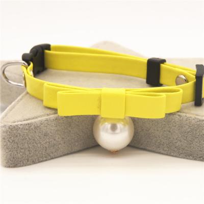 China 2021 de Nieuwe Arrivel-van het de Douanepatroon van de Diavlinderdas Hond Cat Bow Tie Collar van Logo No Pull Pu Te koop