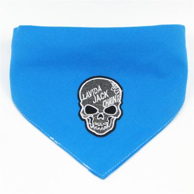 Cina Collare medio su misura della bandana del cane del modello di Chirstmas piccolo della sciarpa adorabile del triangolo in vendita